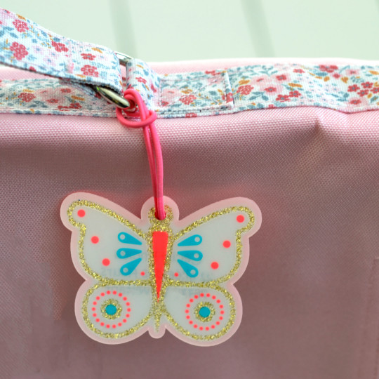 Personalised luggage, bag tag. Name label for school bags, luggage. Add ...